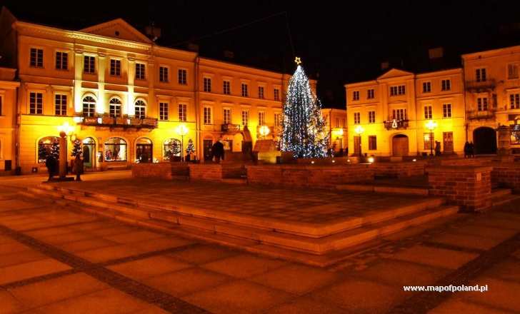Piotrków nocą w Piotrkowie Trybunalskim - zdjęcie 184/430 Piotrków nocą w Piotrkowie Trybunalskim - zdjęcie 184/430