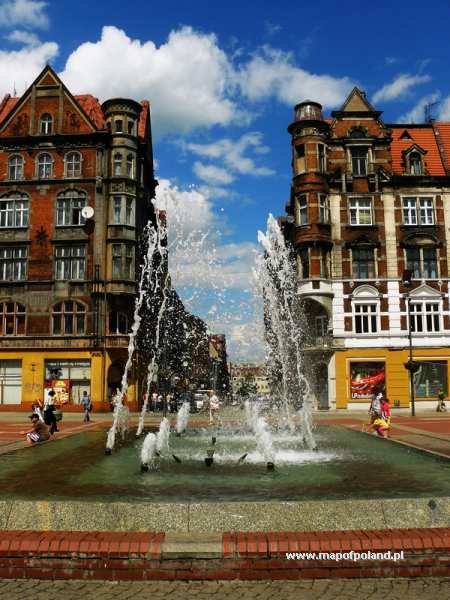 Fontanna na Rynku w Bytomiu - zdjęcie 29/304 - Bytom