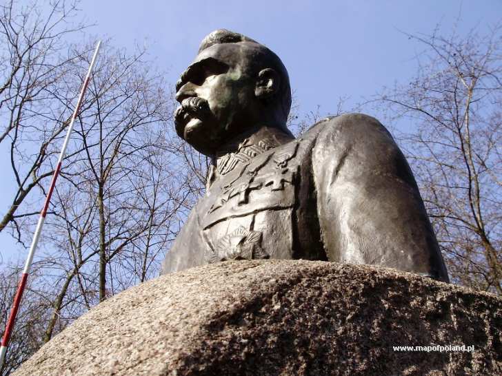 Pomnik Marszałka Józefa Piłsudskiego w Turku - zdjęcie 92/130 Pomnik Marszałka Józefa Piłsudskiego w Turku - zdjęcie 92/130